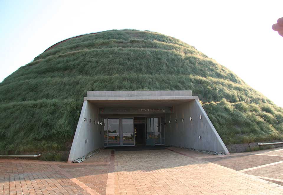 Jurors of Kaira Looro Architecture Competition